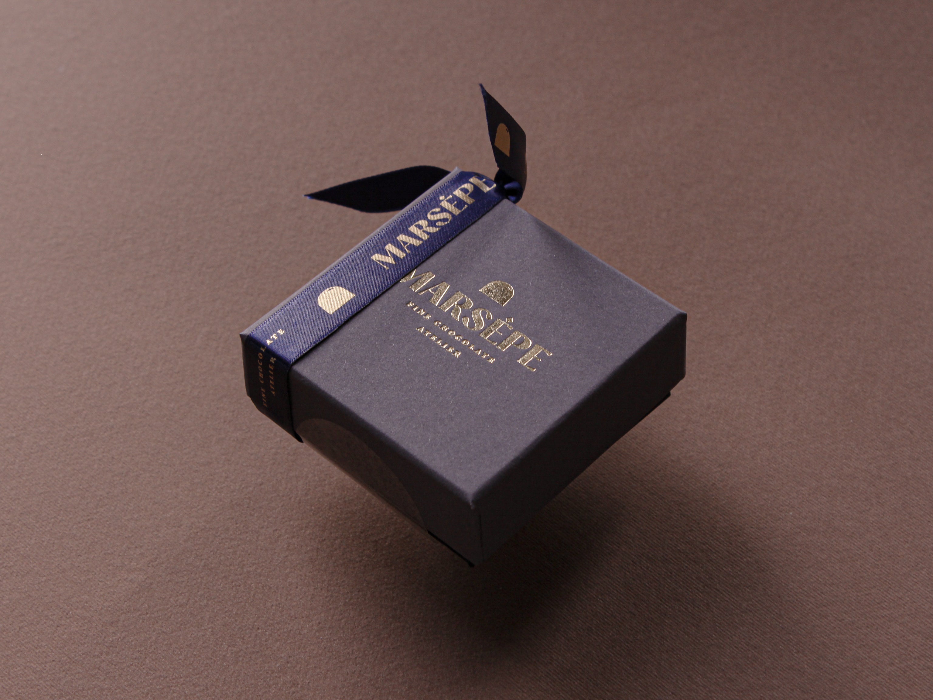 Colectie de 4 praline belgiene artizanale - MYSTERY BOX – MARSEPE